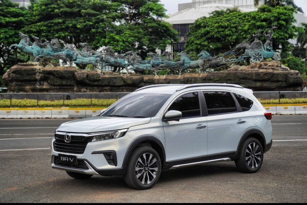 Mobil Terbaik di Indonesia 2025: Pilihan, Fitur, dan Performa ...